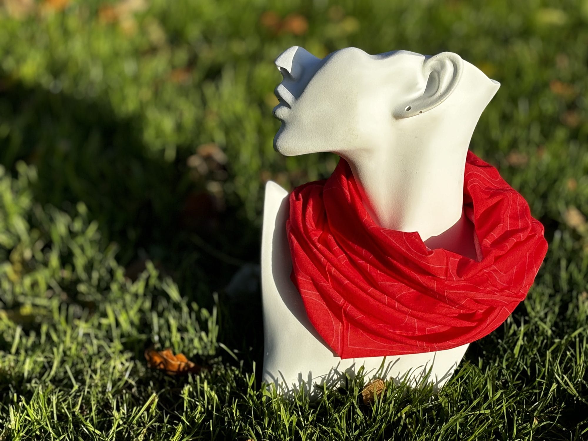Round Square necktube buff - red pattern - Round Square