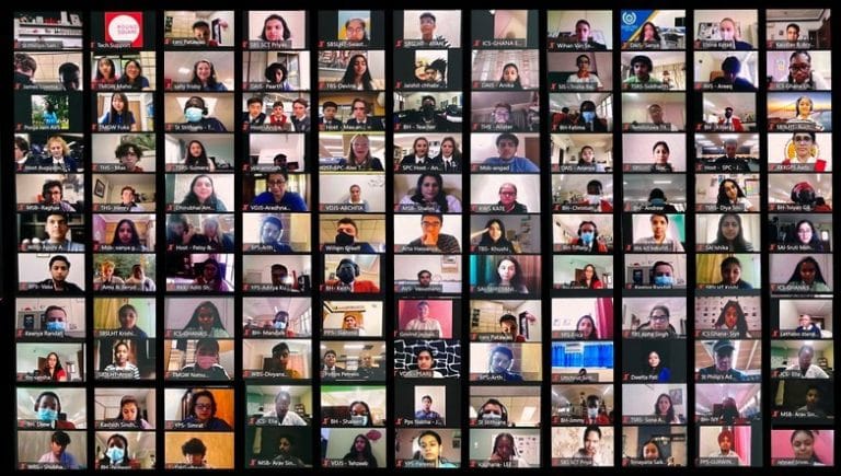 RS Zoom Postcards - Round Square